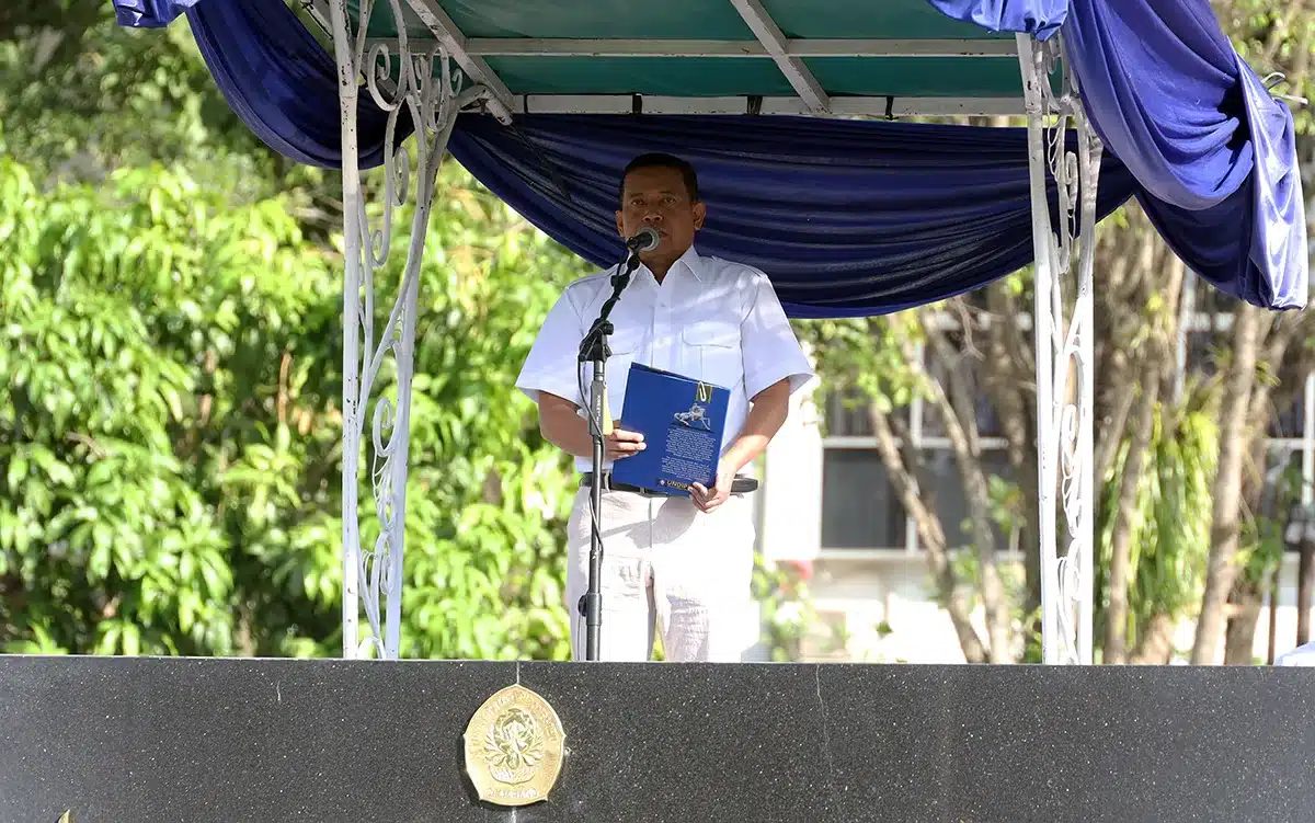 Pancasila Sanctity Day Ceremony: Rector Highlights’ UNDIP Zero Waste ...